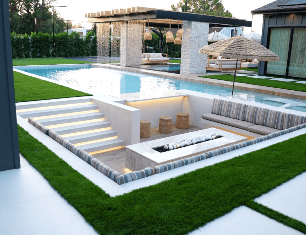 Can Your Yard Have Private Resort Style And Family-Friendly Features ...